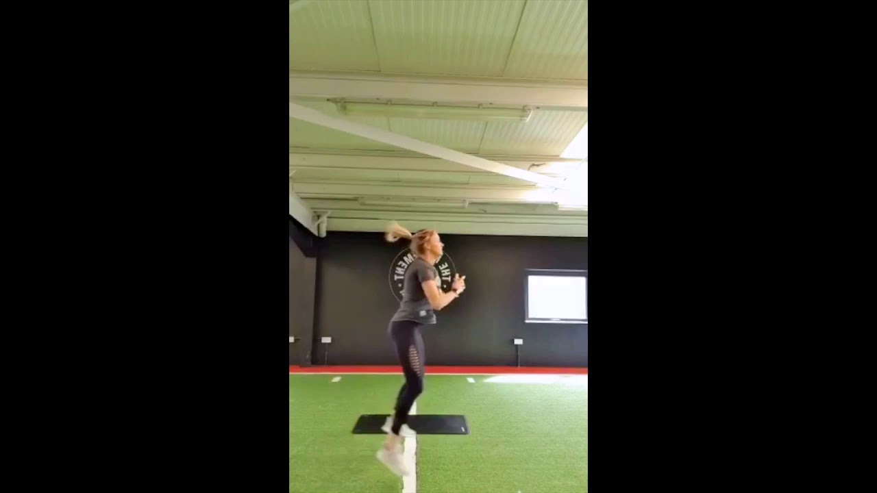 Day 62 Workout with Chloe - YouTube