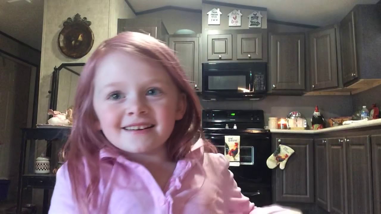 Carleigh becoming a youtuber - YouTube