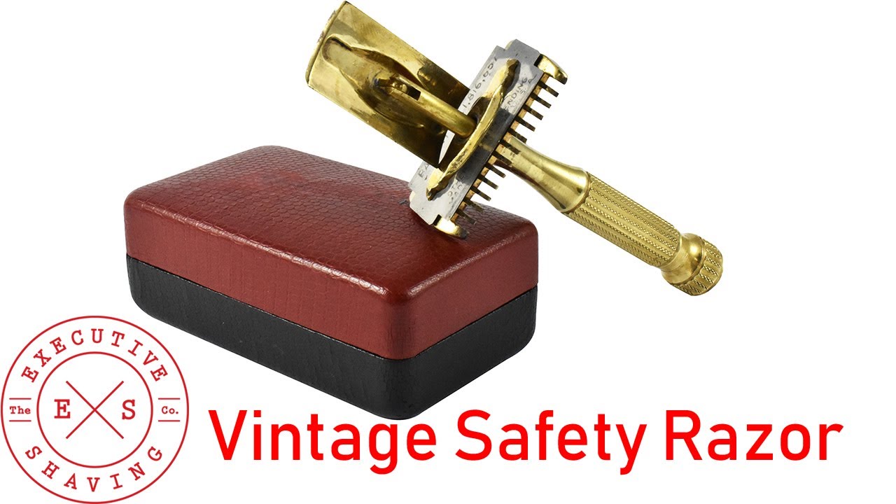 A Quick Look at a Vintage Unitary One-Piece Segal Razor From 1930s ...