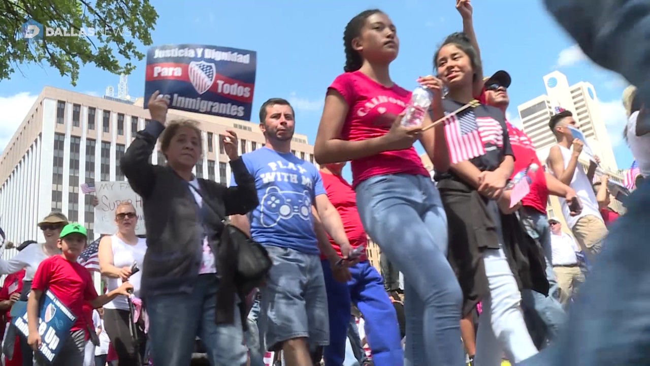 Dallas Mega March - YouTube