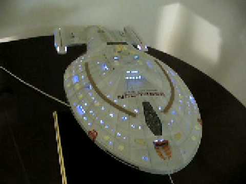 Star Trek USS VOYAGER Model built by us here at TrekModeler.com - YouTube