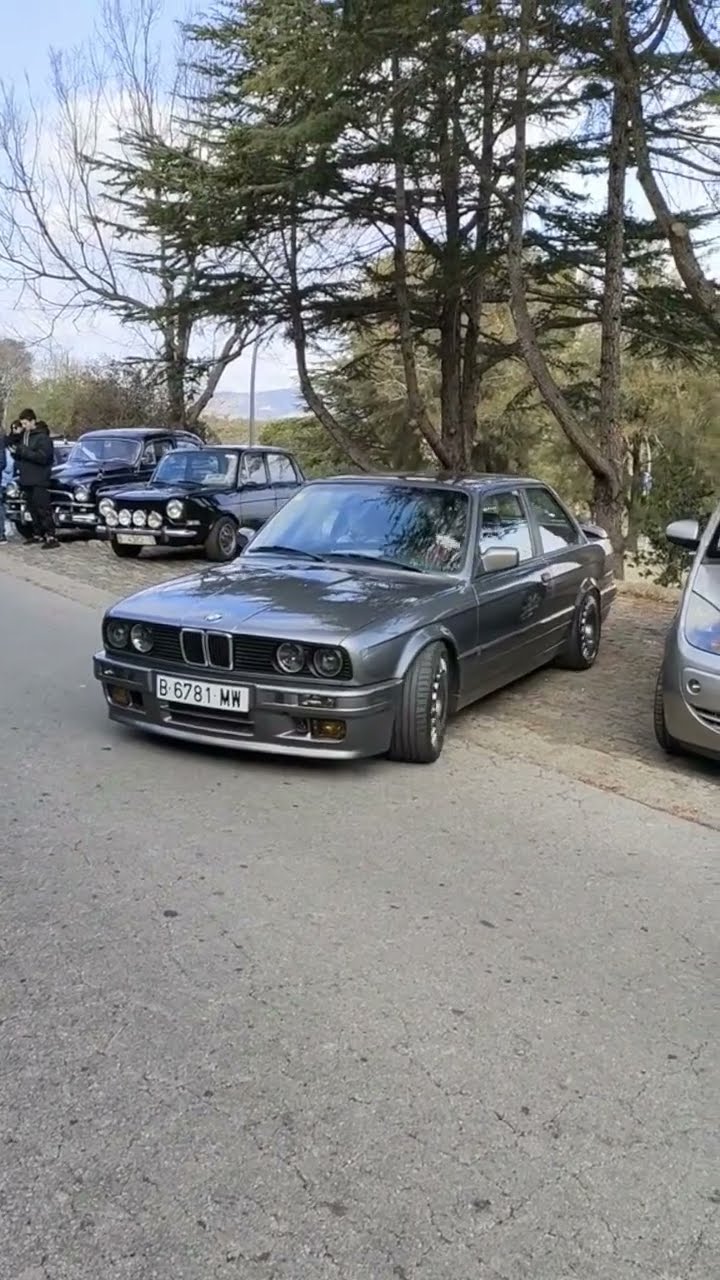 BMW e30 - YouTube