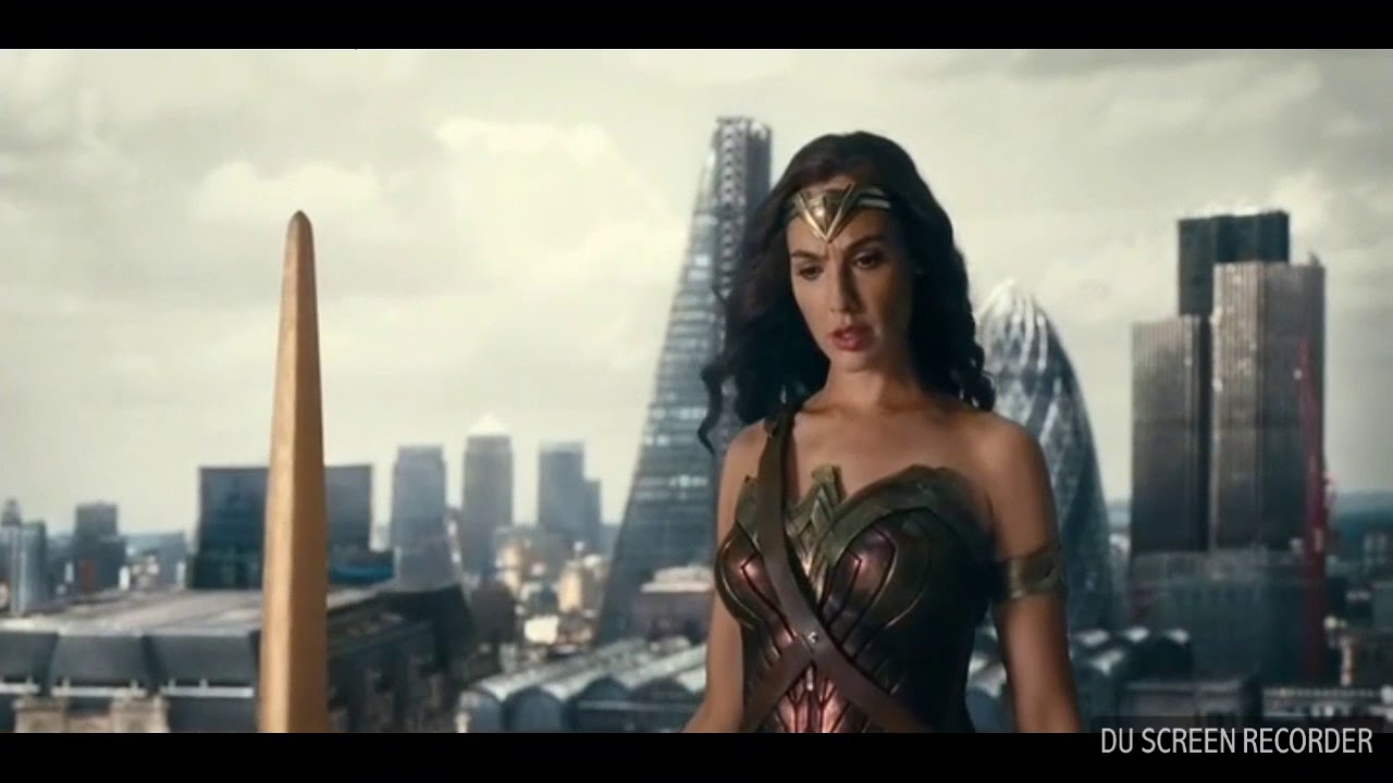 Wonder woman vs bullet - YouTube