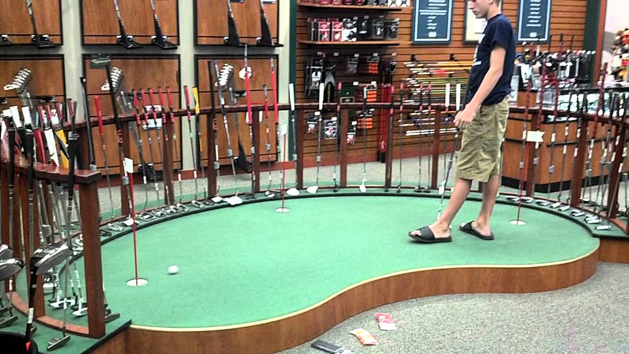Golfing disaster - YouTube