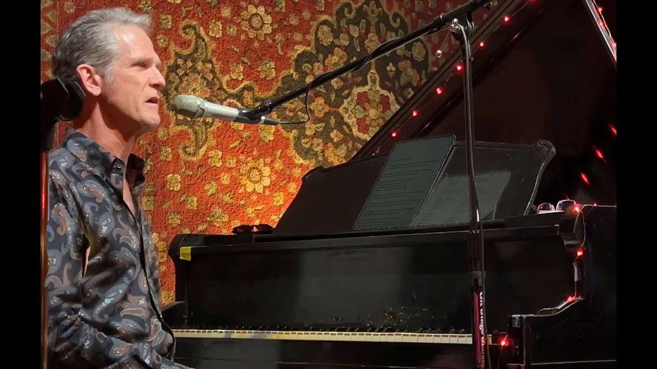 Ken Kresge with the Bill Radin Trio play On Green Dolphin Street - YouTube