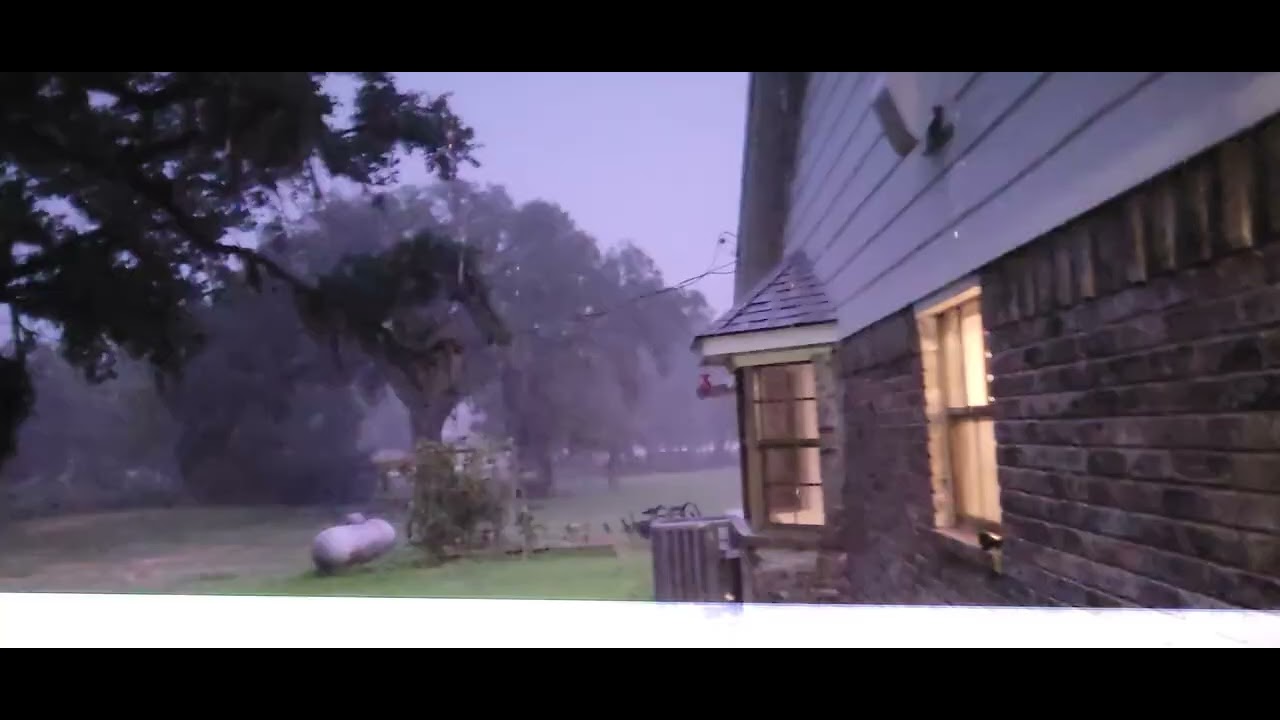 Man Gets Spooked When Lightning Strikes Nearby - YouTube