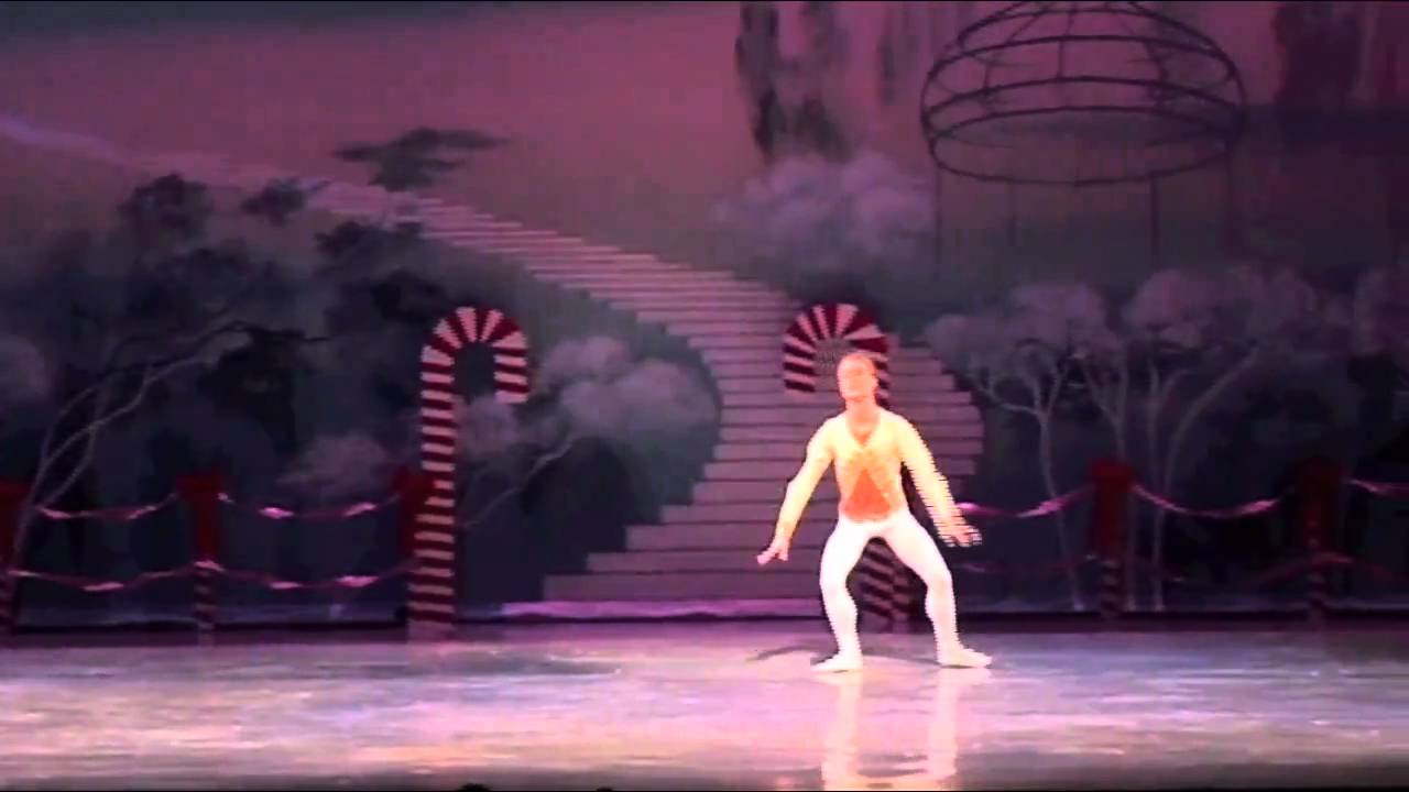 Alexander Dutko Nutcracker Variation 2010 - YouTube