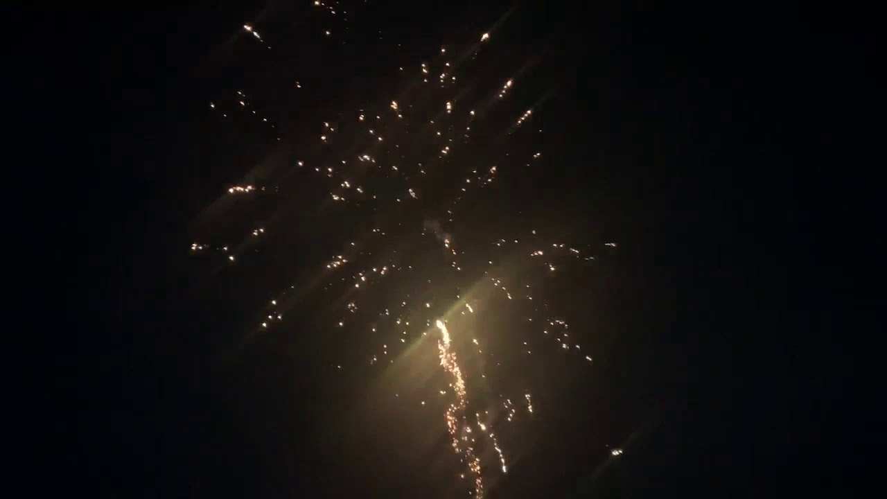 Pyro Joe’s St Joe MO C-Class fireworks - YouTube