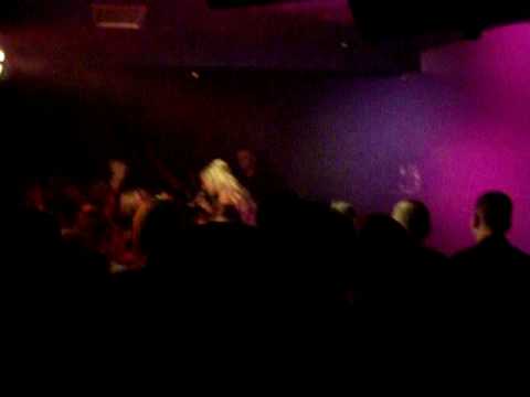 karen danzig live in bennets - glasgow - YouTube