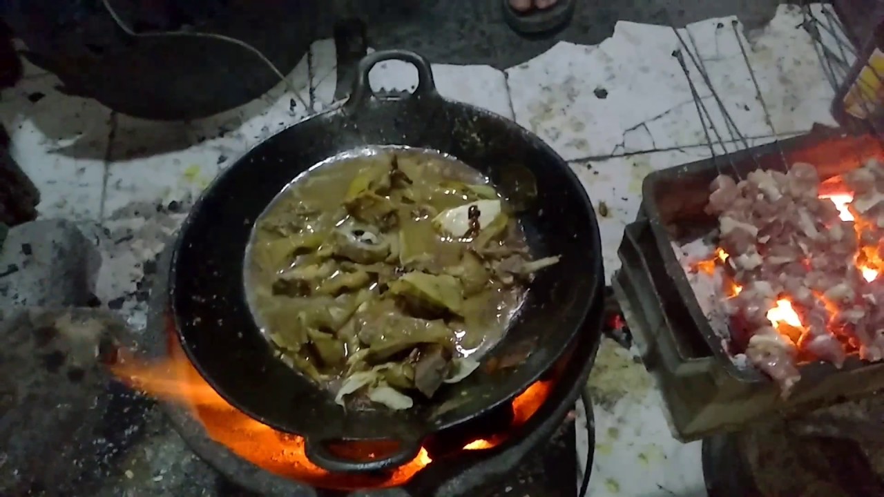 Sate Klathak Pak Bari, Pasar Jejeran, Wonokromo, Plèrèt, Bantul - YouTube