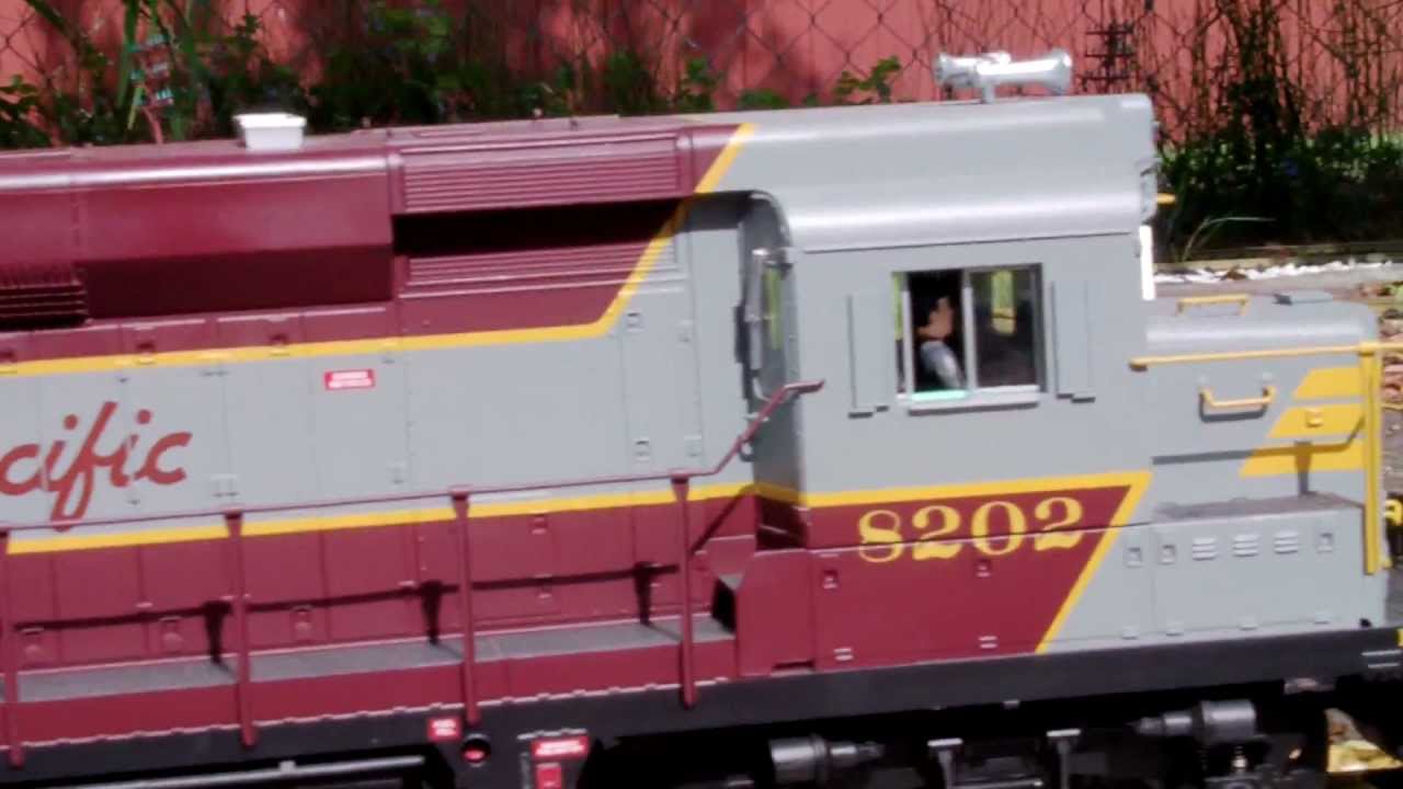 Engineer in cab, GP30 - Hand Held - YouTube