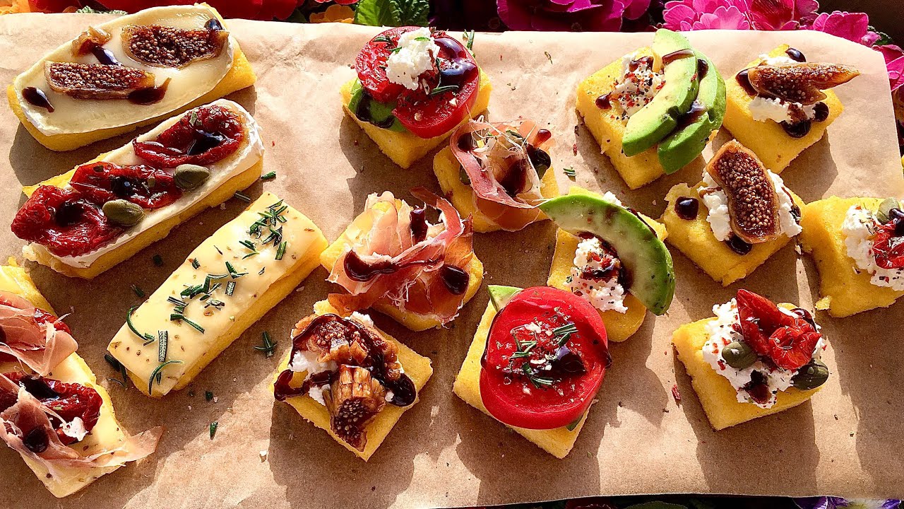 Polenta bruschetta is an ideal starter, a complement to wine and a ...