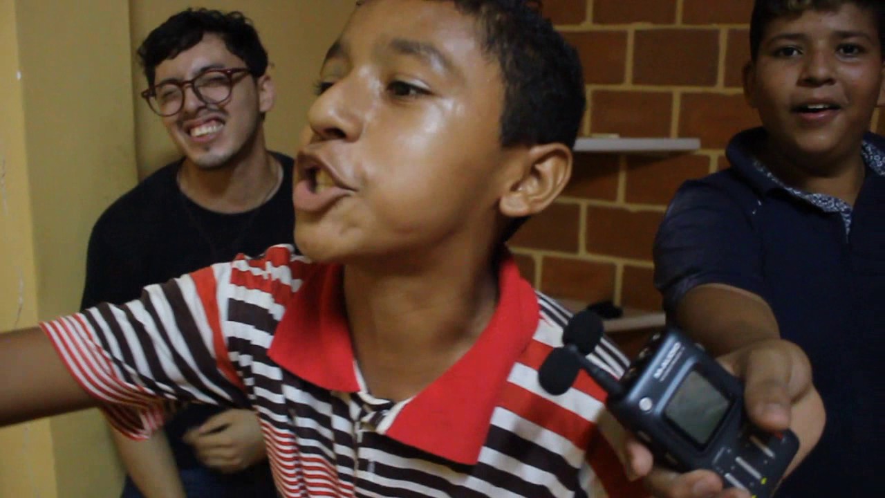 A melhor Batalha de MCs - YouTube