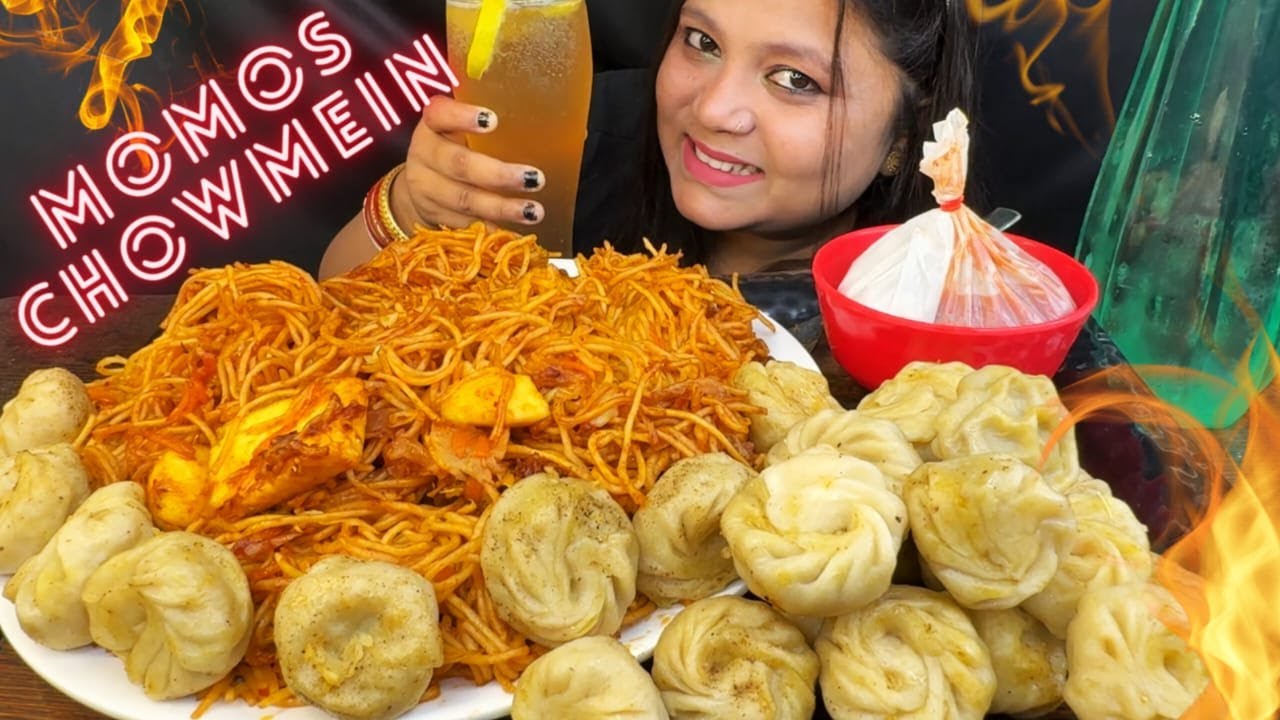 EATING INDIAN STREET FOOD MOMO, CHOW MEIN WITH SPICY CHUTNEY | SPICY ...