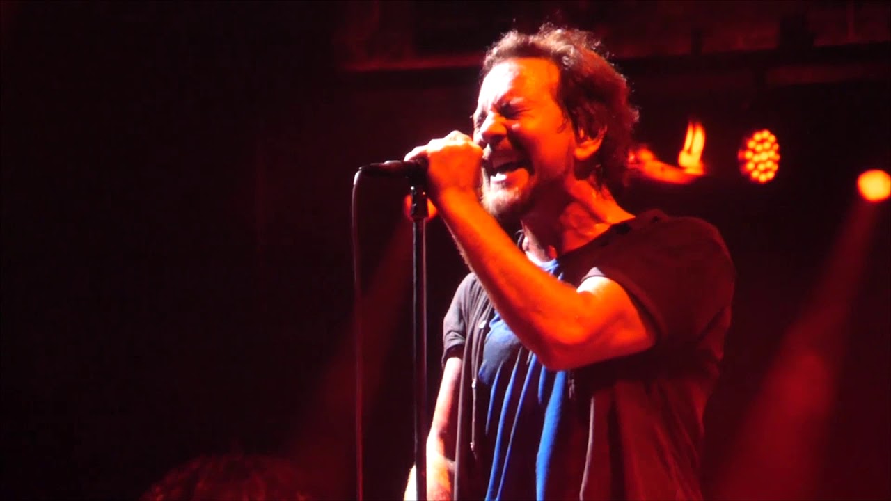 Pearl Jam - Black Sept 2, 2018 Fenway Park Boston Full show preview ...