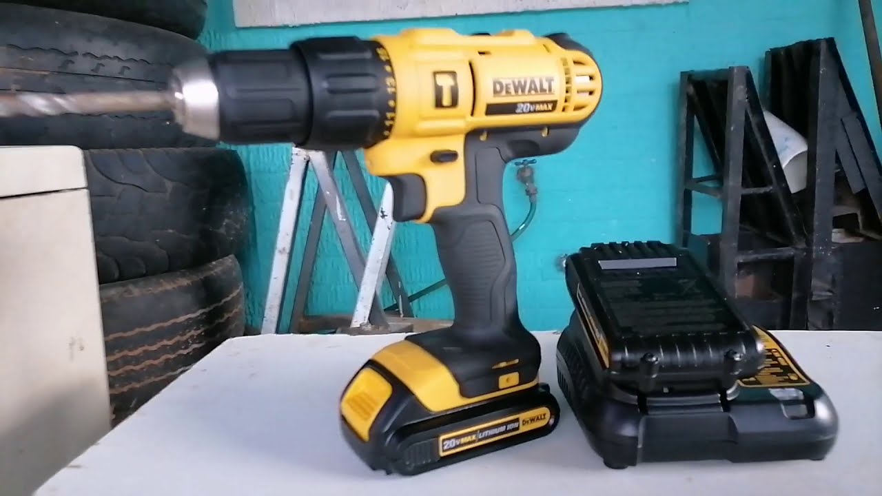 TALADRO DEWALT DCD776 - YouTube