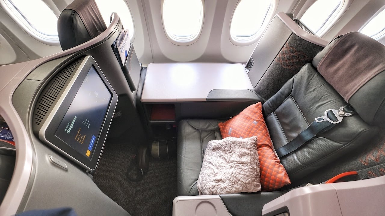 Singapore Airlines 737 MAX 8 Business Class | SQ103 Kuala Lumpur to ...