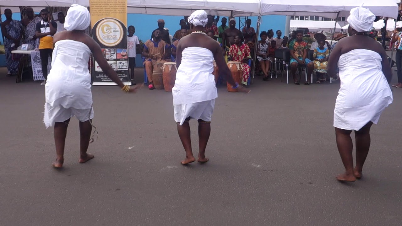 Kliboura performs Kple Dance from the GaDangme tribe of Ghana Accra ...