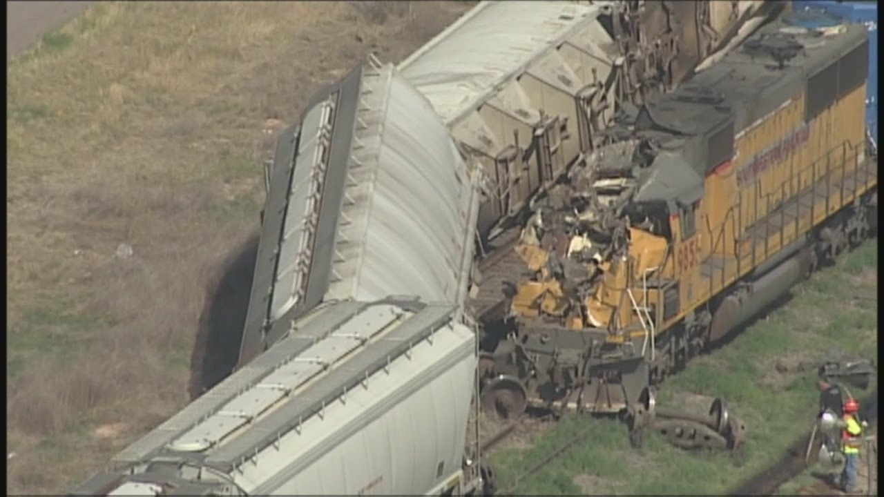 Bnsf Train Crash Youtube A Railroad Official Said The Cause Of The