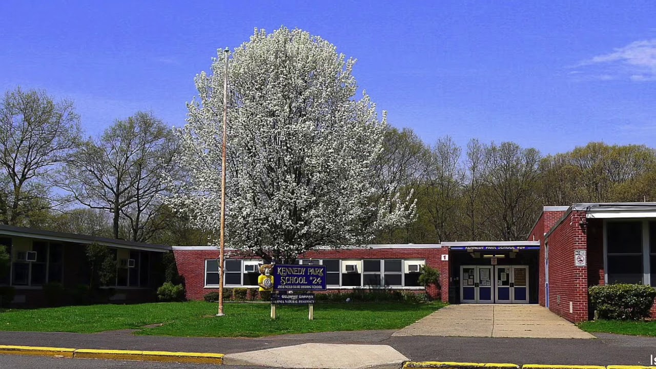 Kennedy Park School #24 - YouTube