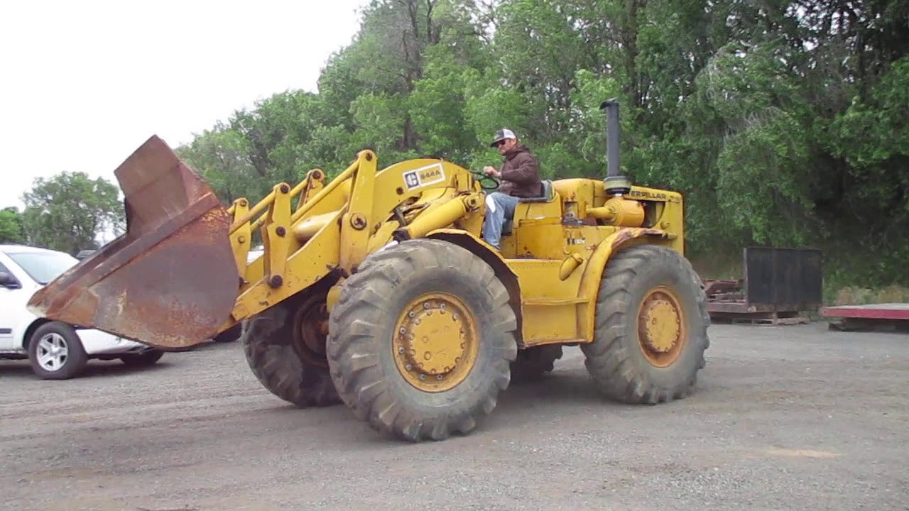 Lot #2178a - Caterpillar 944A Wheel Loader - YouTube