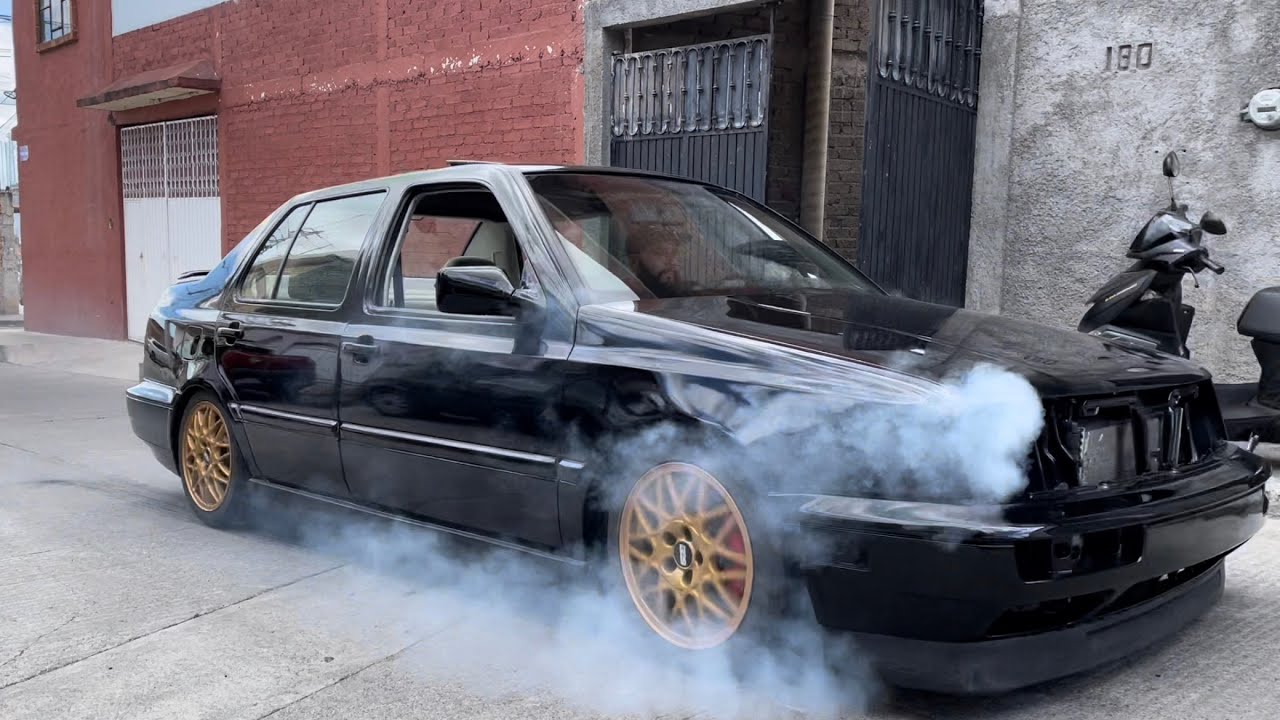 Quemando llanta Jetta Swap 3.6 Audi q7 - YouTube