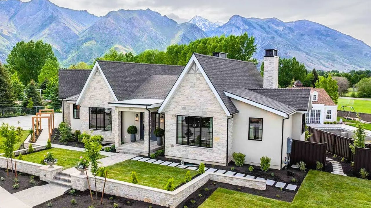 $3,500,000 Utah Custom Home with Stunning Mountain Views - YouTube