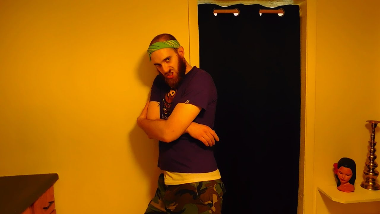 "How Untalented People Criticize Artists" - YouTube