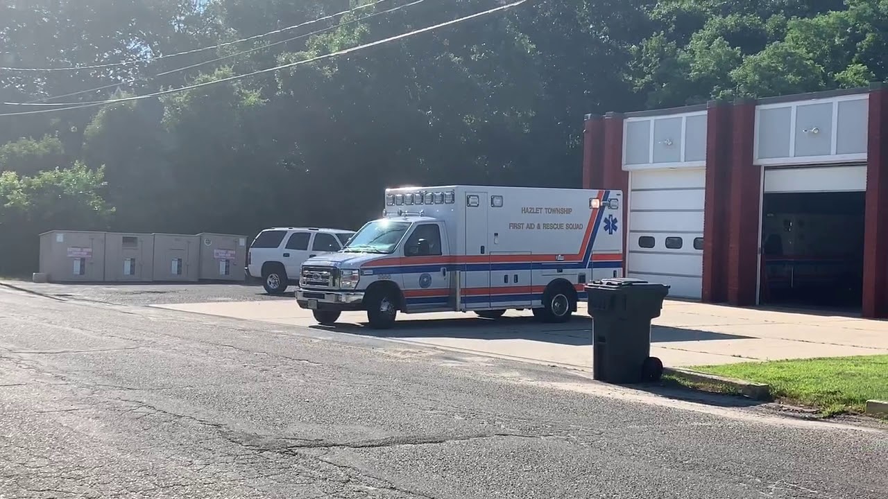 Hazlet First Aid Squad Ambulance (39-56) returning - YouTube