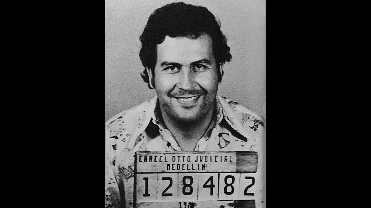 Pablo's Arrest And His Smiling Mugshot | NARCOS Season 1 | HD & English ...