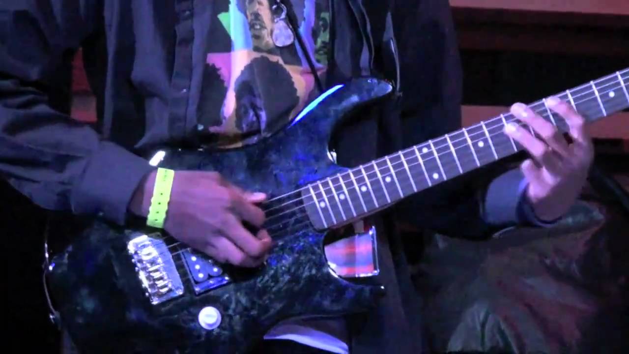 Tina Hendrix Presents: Darius Heath@Jimi Hendrix 68th Bday Party - YouTube