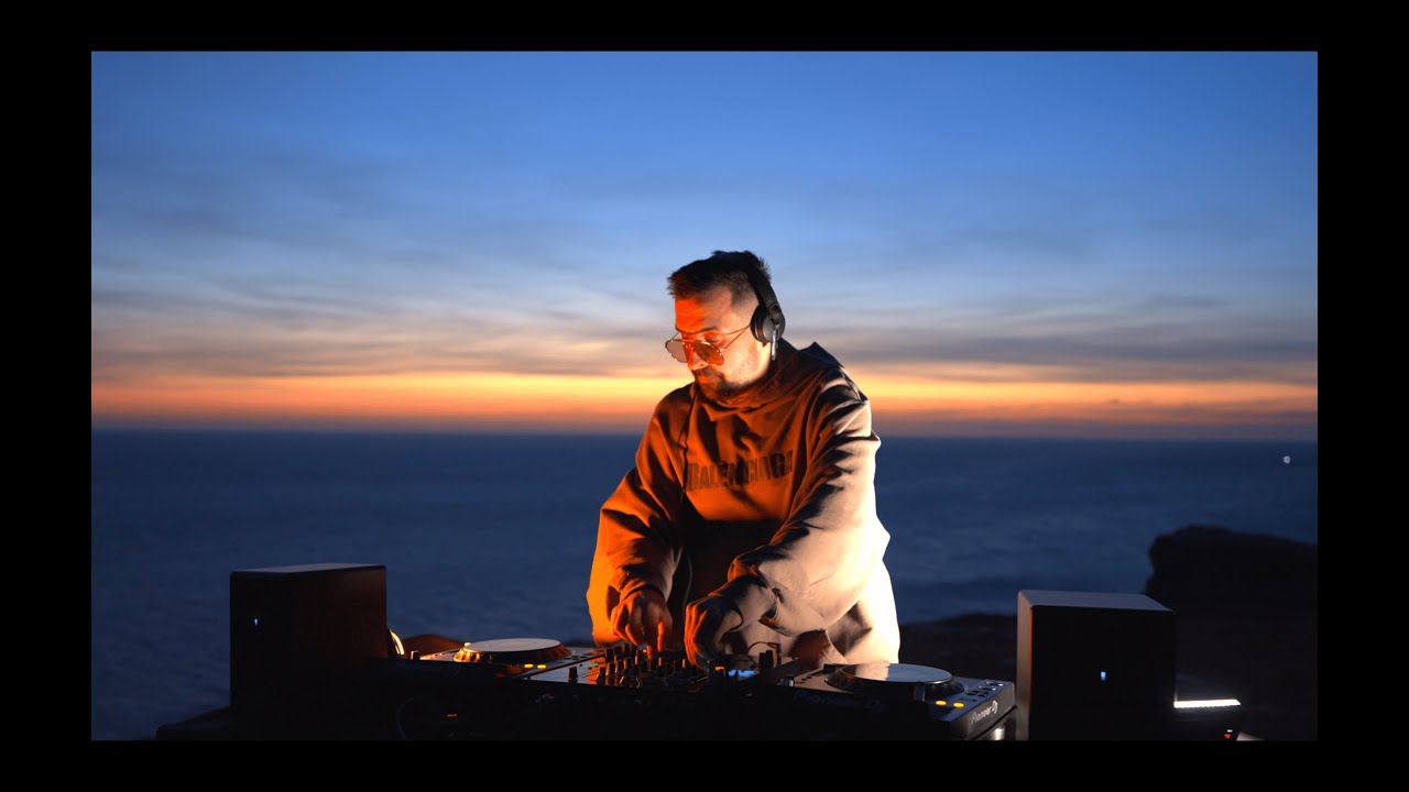 The Best Indie Dance Mixes (feat. MONOMAX) - YouTube