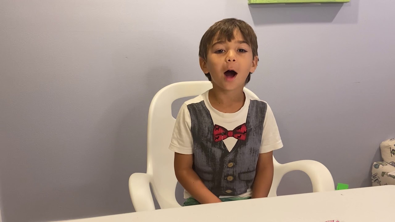 Ollie’s Candy Review Pocky + Kit Kat! - YouTube
