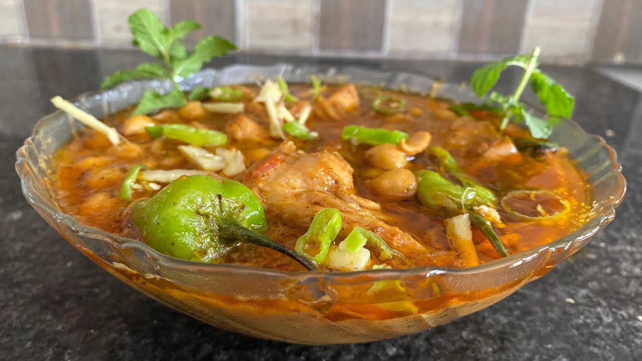 Chicken Channa Recipe by Amna Khurram - YouTube