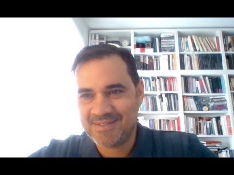 Entrevista con David Carrón, director del campus La Dinámica - YouTube