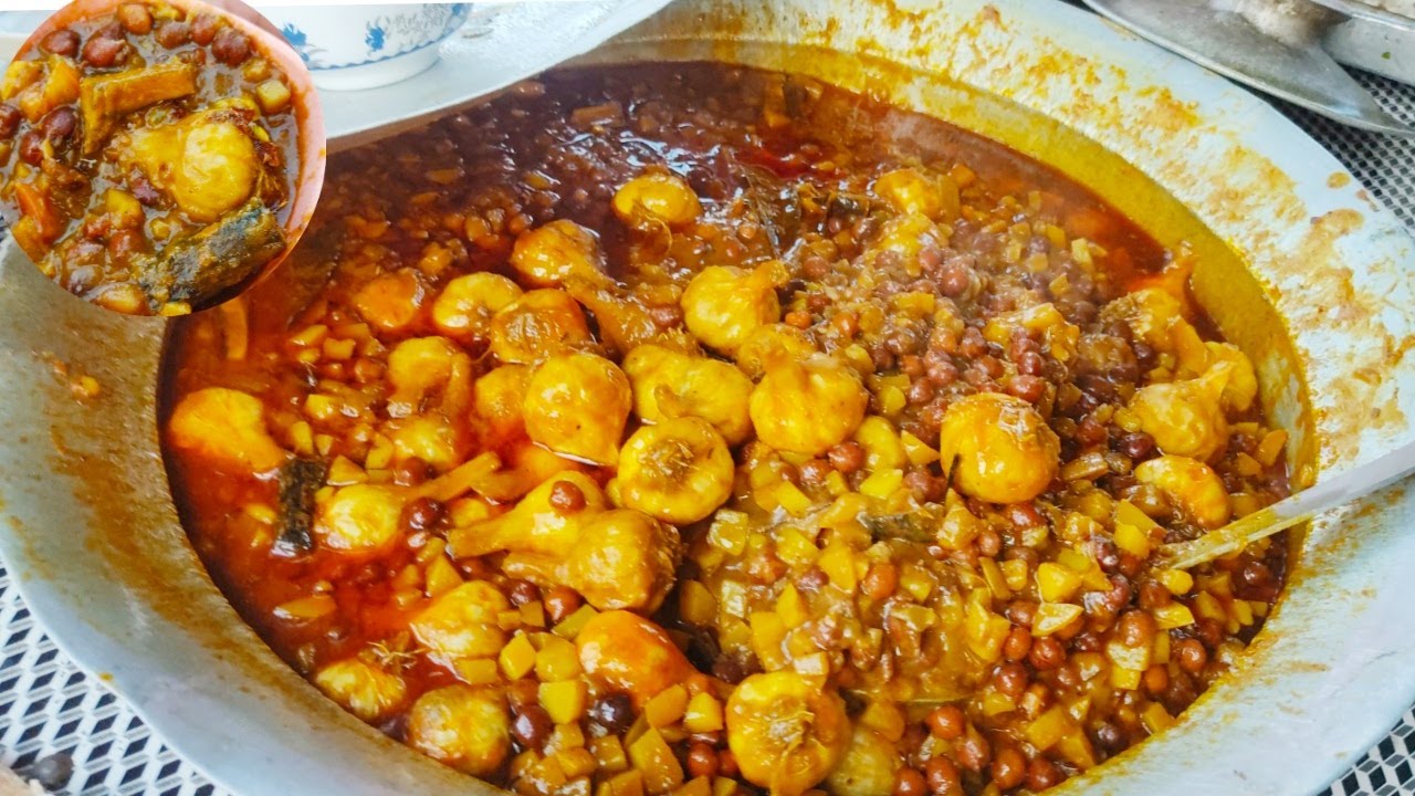 The Super Tasty Chui Jhal Ghugani Chola Making।। Popular Street Food in ...