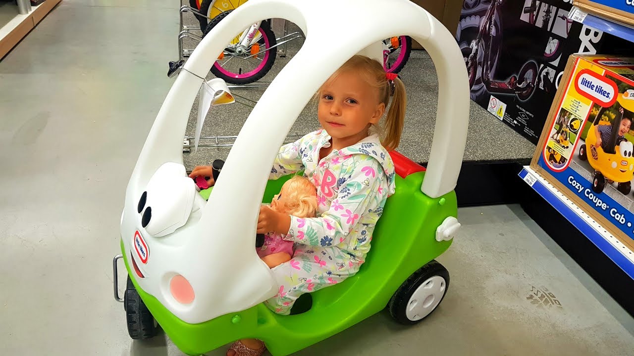 Funny Baby doing shopping Supermarket song for children - YouTube