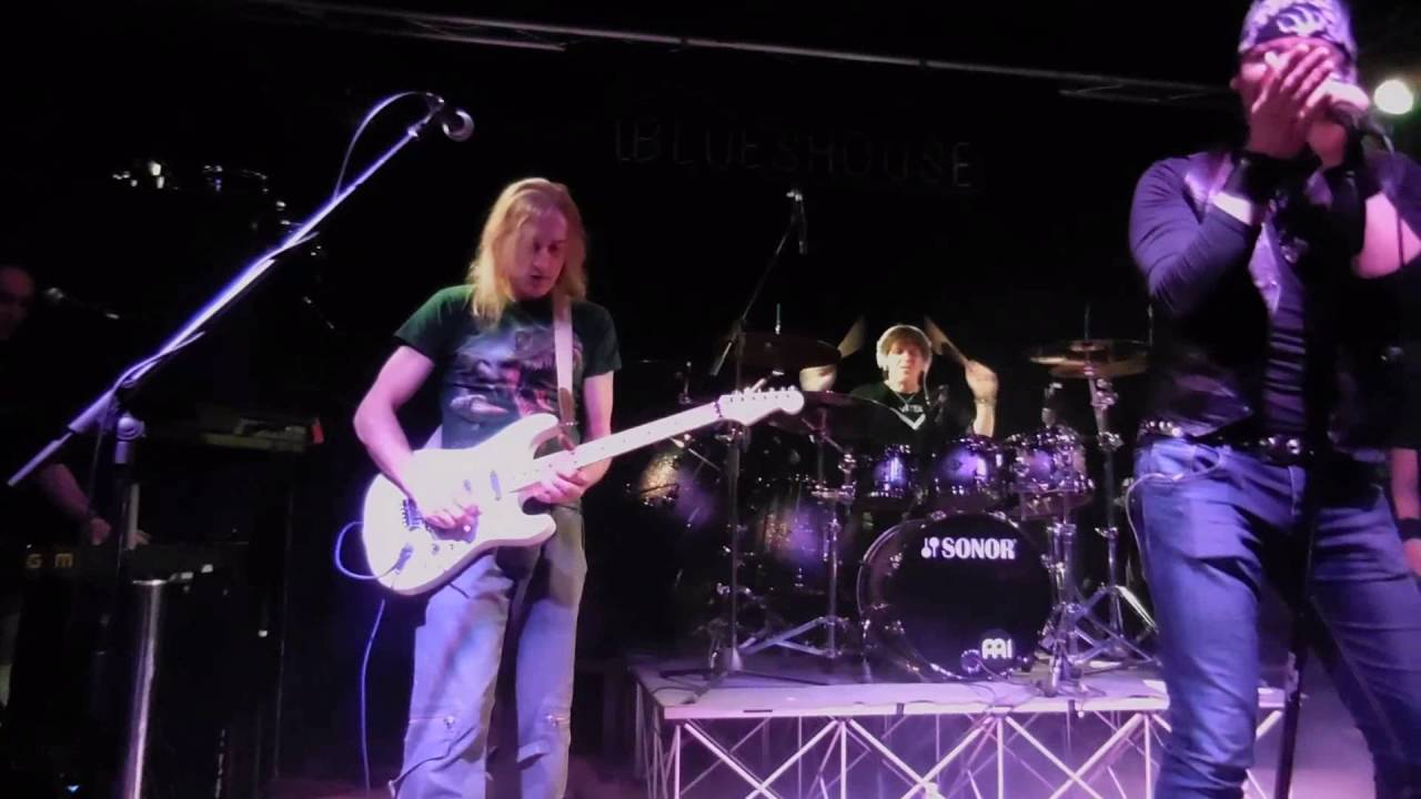 iFive live_Don't stop believin'_Journey cover - YouTube