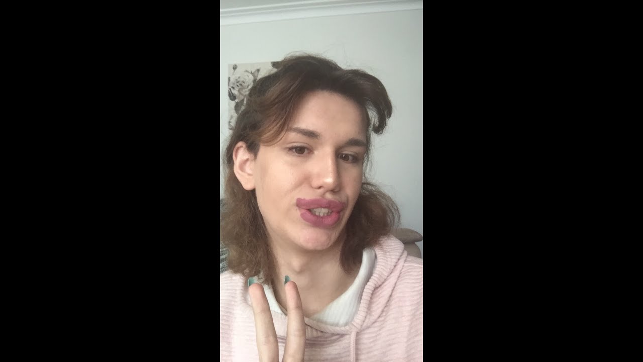 5 Minute Makeup Challenge #cringe - transgender MtF - YouTube