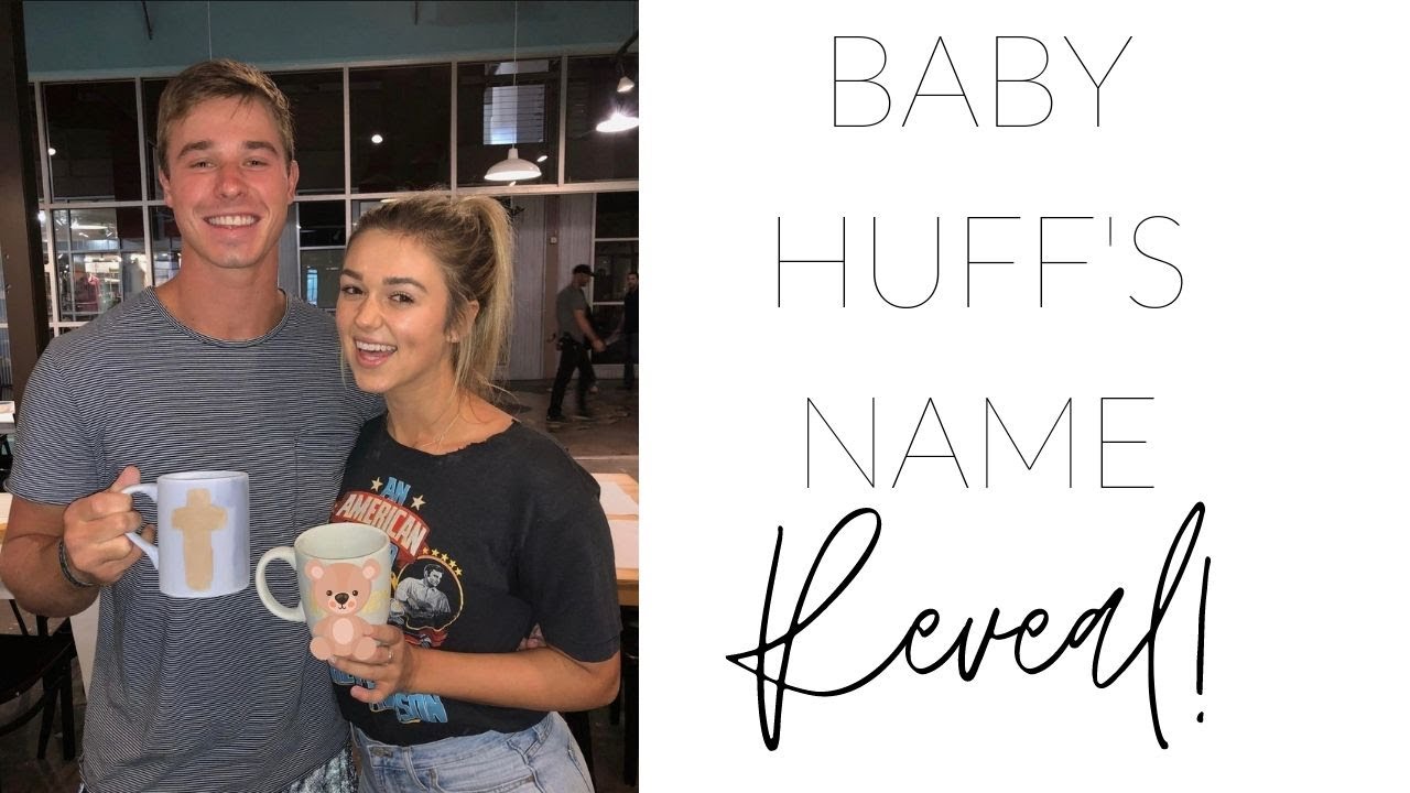 Sadie Robertson Reveals Her Daughter's Name! - YouTube
