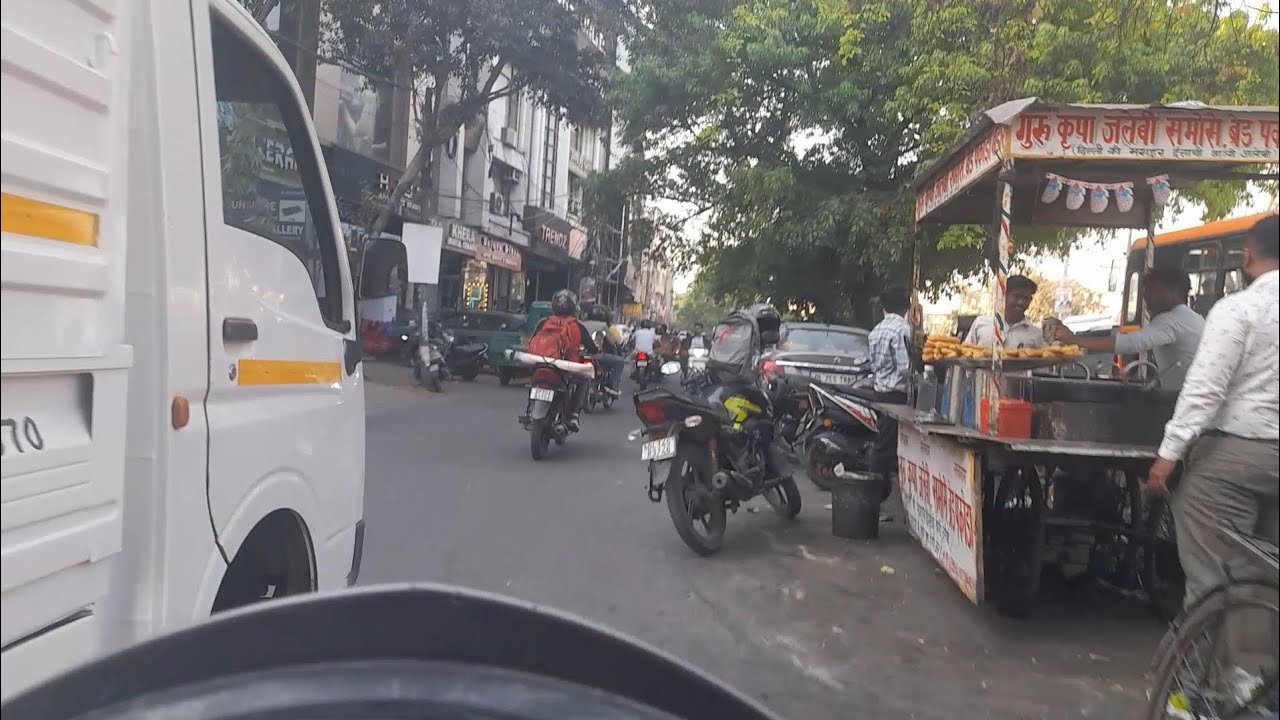 DRB 100 Delhi Road Blogger Rider Vlog Scooty Sadak Par Bread Pakoda ...