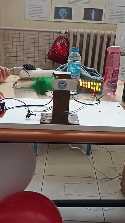 Arduino Hologram - YouTube