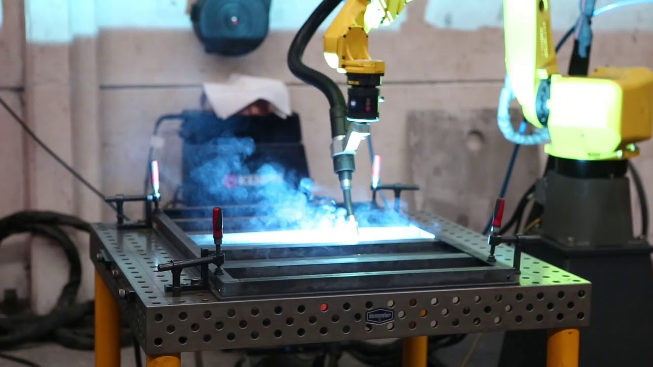 Tungsten Robotics Robotmaster CADCAM welding cell - YouTube
