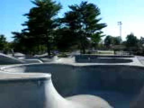 Two Rivers Skate park in Nashville Tennessee - YouTube