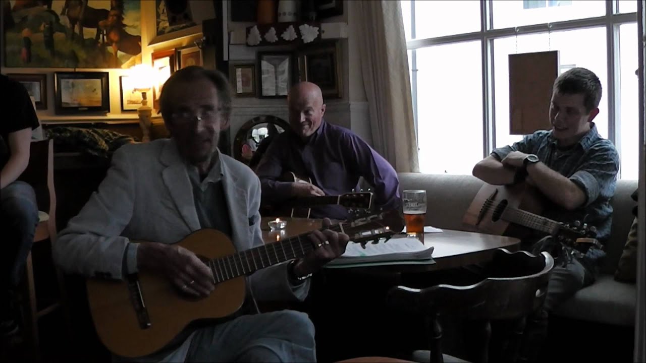 'Uncle' Rob Harding at the Pub Lamp & Whistle - YouTube