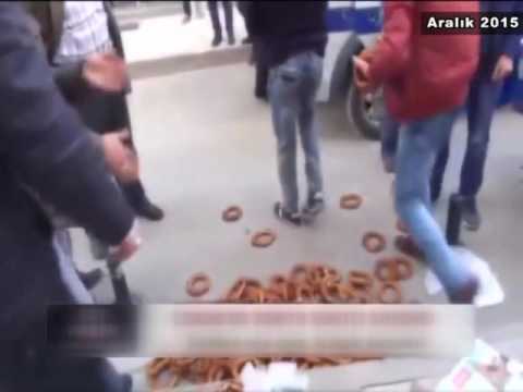 Uyanık simitçi zabıtayı görünce simitleri yere attı