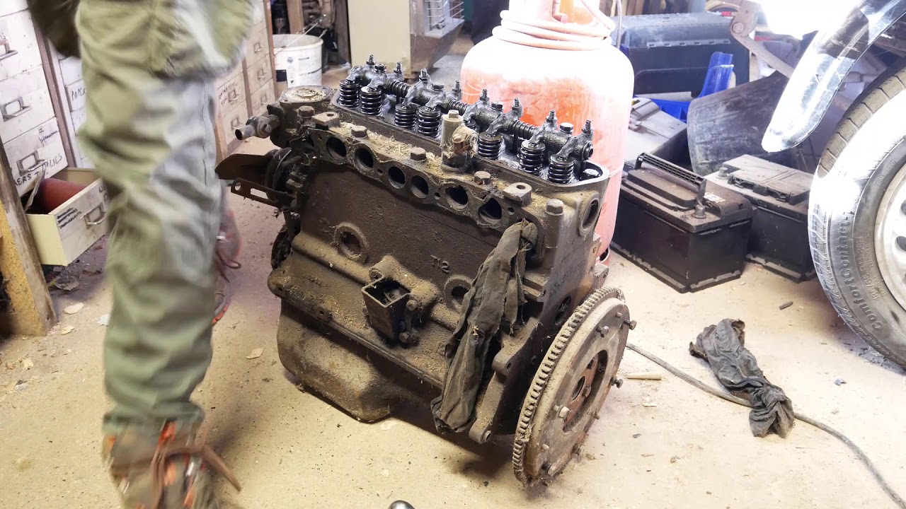 Engine strip down P:1 - YouTube