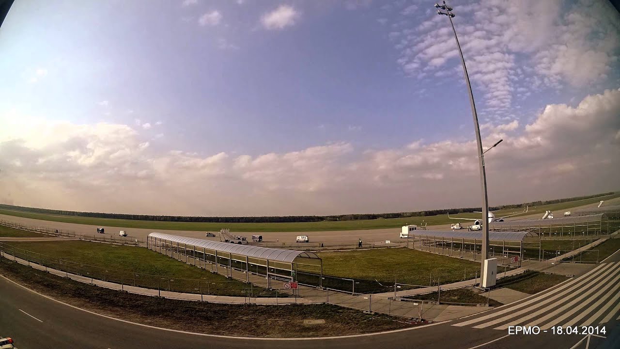EPMO Ryanair ground handling timelapse - YouTube
