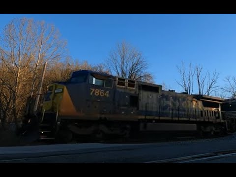 CSX YN2 C40-8W #7864 Leads NS 29C Through Vicker, VA | 1/28/2023 - YouTube
