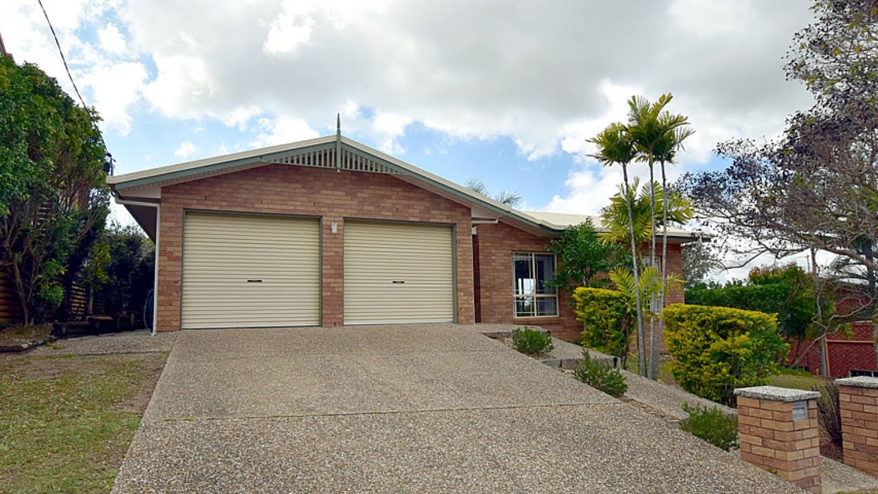 12 Ben Lexcen Court, CLINTON, Queensland - YouTube